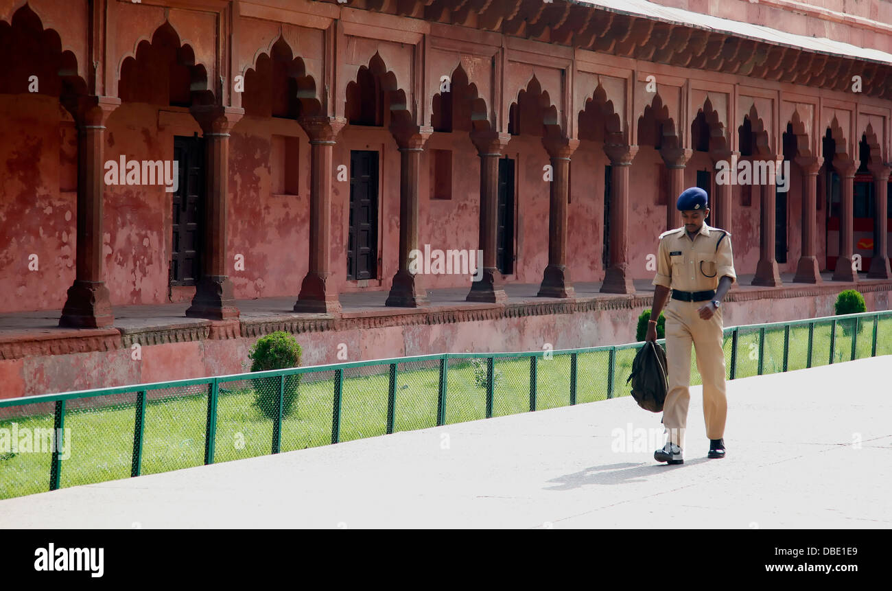 Gate architecture of Taj Mahal Stock Photo - Alamy