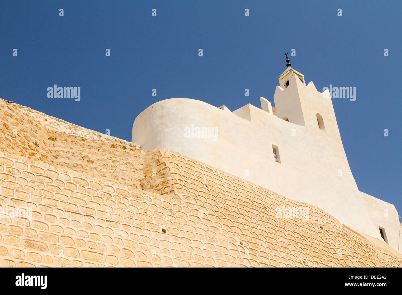 Takrouna mosque hi-res stock photography and images - Alamy
