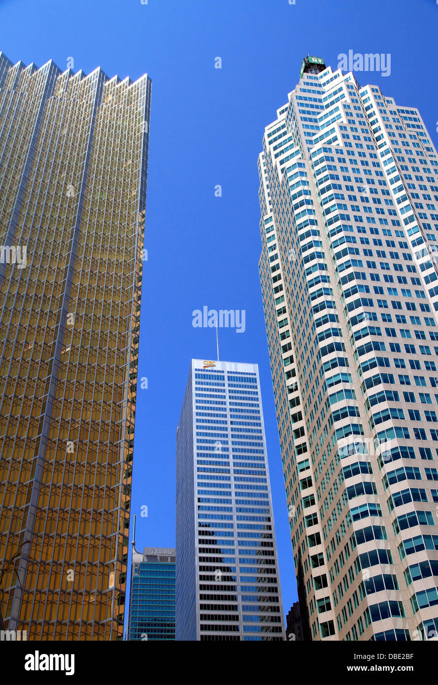 Office sky skyscrapers hi-res stock photography and images - Alamy