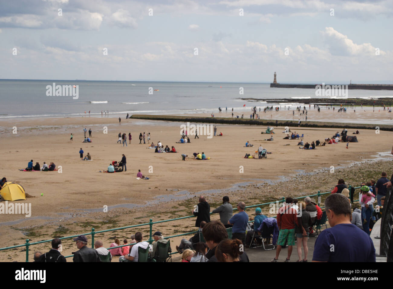 Spectators on the beach at the 25th Anniversary Sunderland Airshow ...
