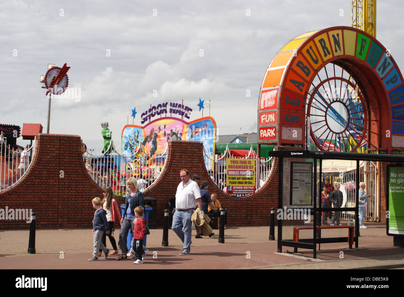 Fairground, Roker, during the Sunderland 25th Airshow Stock Photo - Alamy