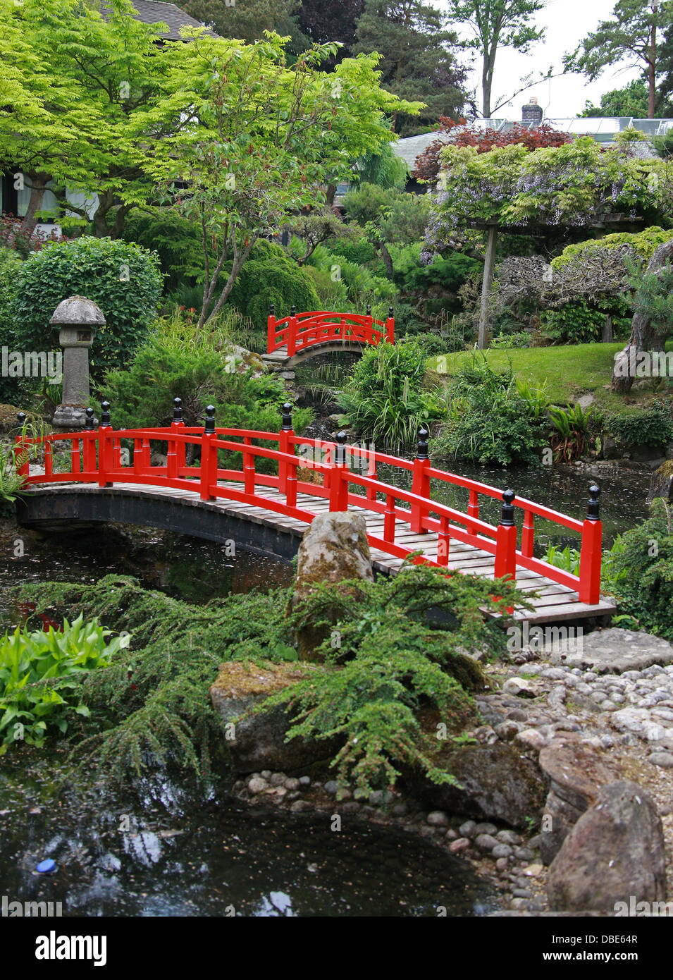 Red Wooden Bridges, The Japanese Garden, Cottered, Hertfordshire Stock ...