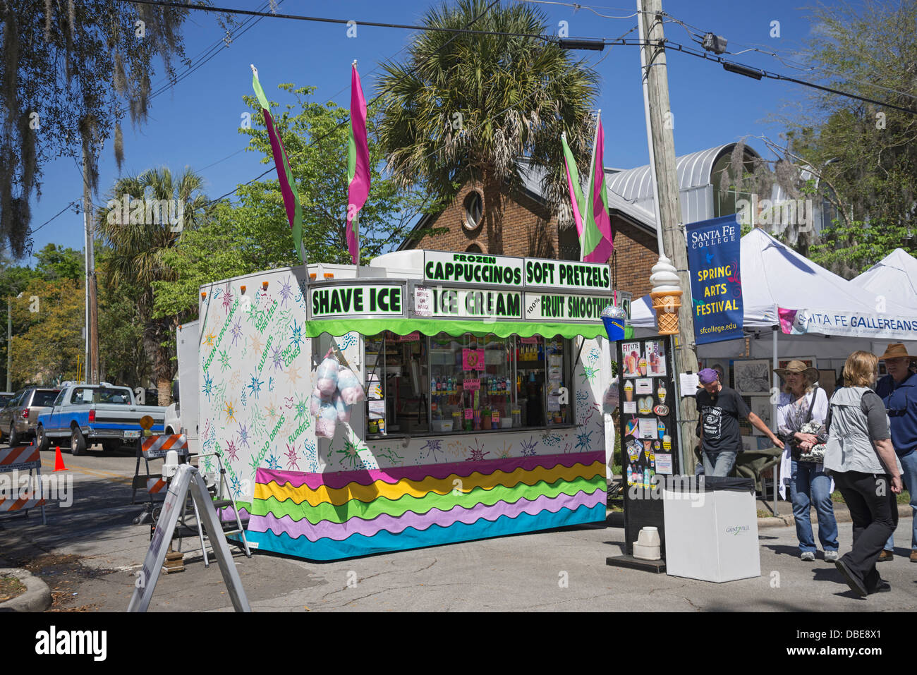 Annual fairs hi-res stock photography and images - Alamy