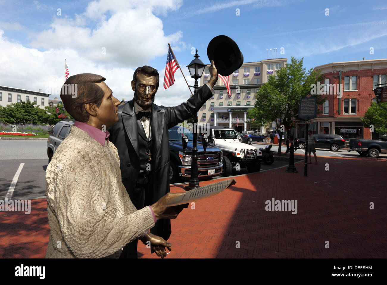 Return Visit statue in Lincoln Square, in honour of Abraham Lincoln's ...