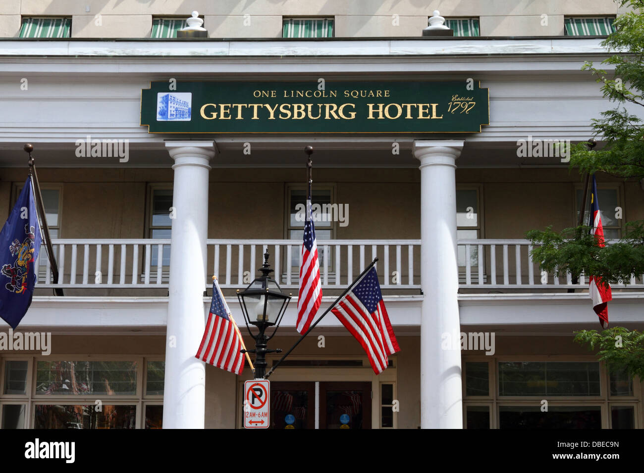 Hotel front exterior flags High Resolution Stock Photography and Images ...