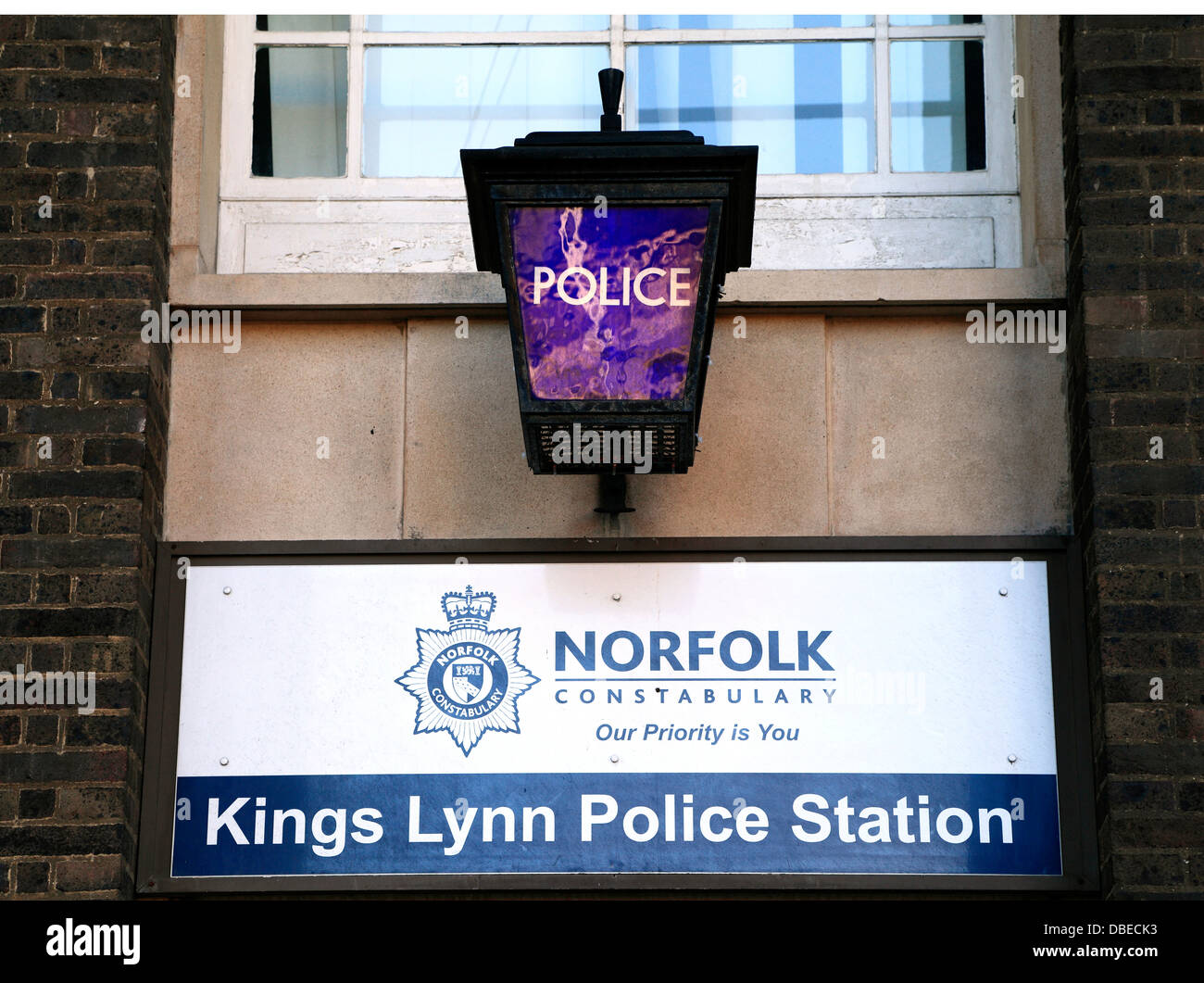 Kings Lynn Police Station, Norfolk, England UK Blue lamp sign ...