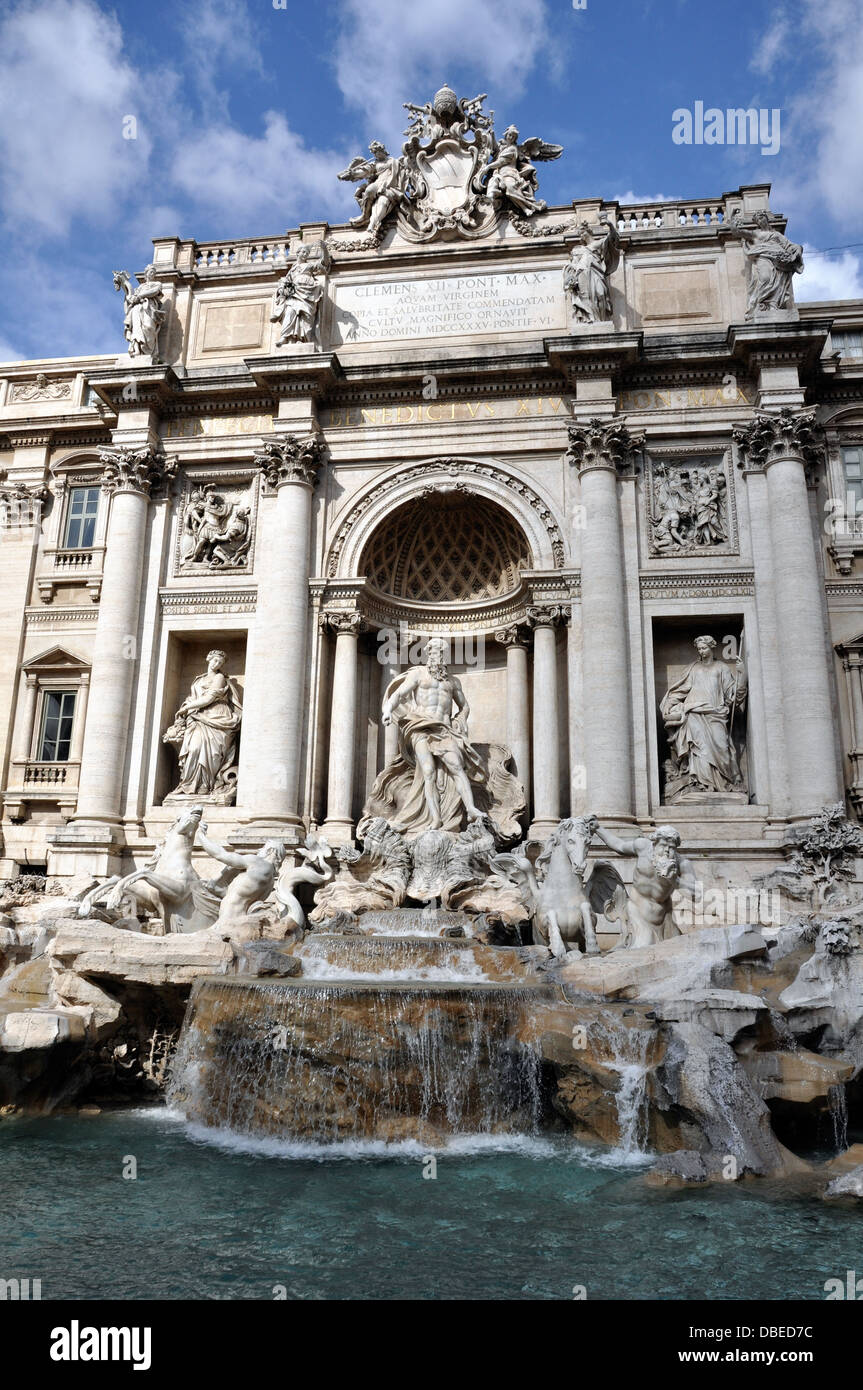 Rome trevi fountain dolce vita hi-res stock photography and images - Alamy