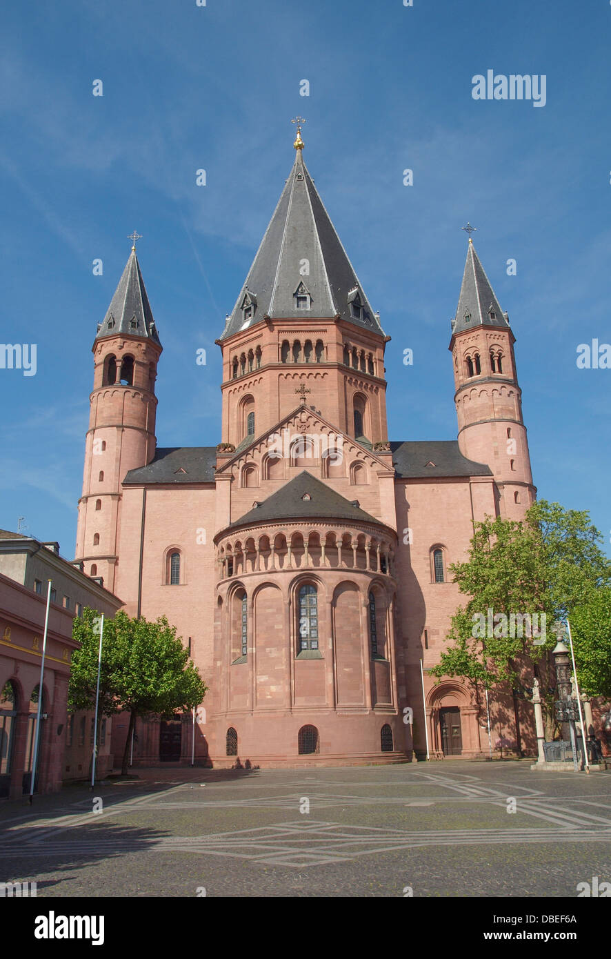 Mainzer Dom cathedral in Mainz in Germany Stock Photo - Alamy