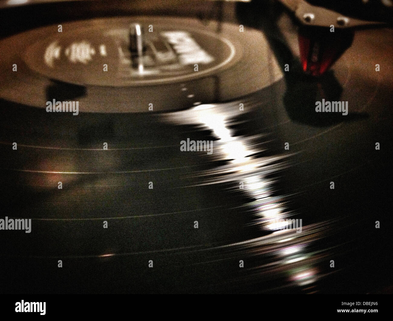 Vinyl needle close up spinning hi-res stock photography and images - Alamy