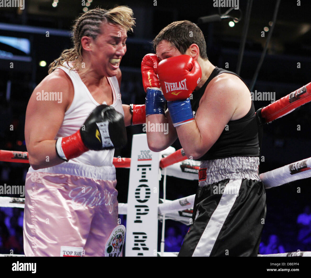 Christy Martin and Dakota Stone Dakota Stone and Christy Martin fight ...