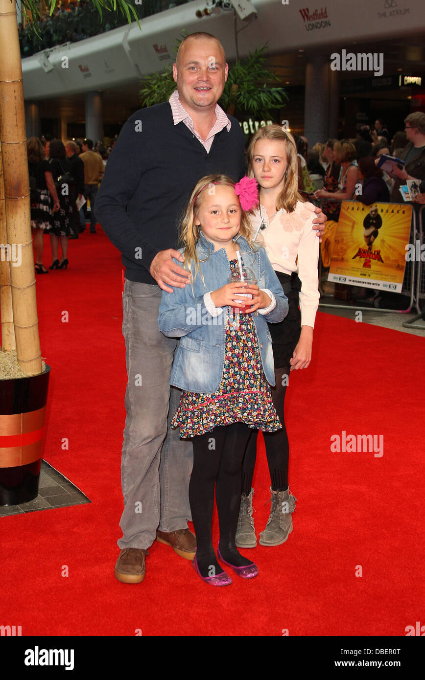 Al Murray with his daughters Kung Fu Panda 2 premiere at Westfield ...
