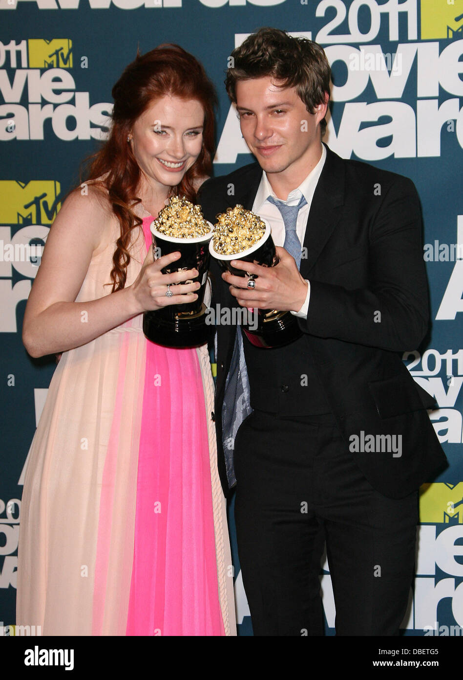 Bryce dallas xavier samuel hi-res stock photography and images - Alamy