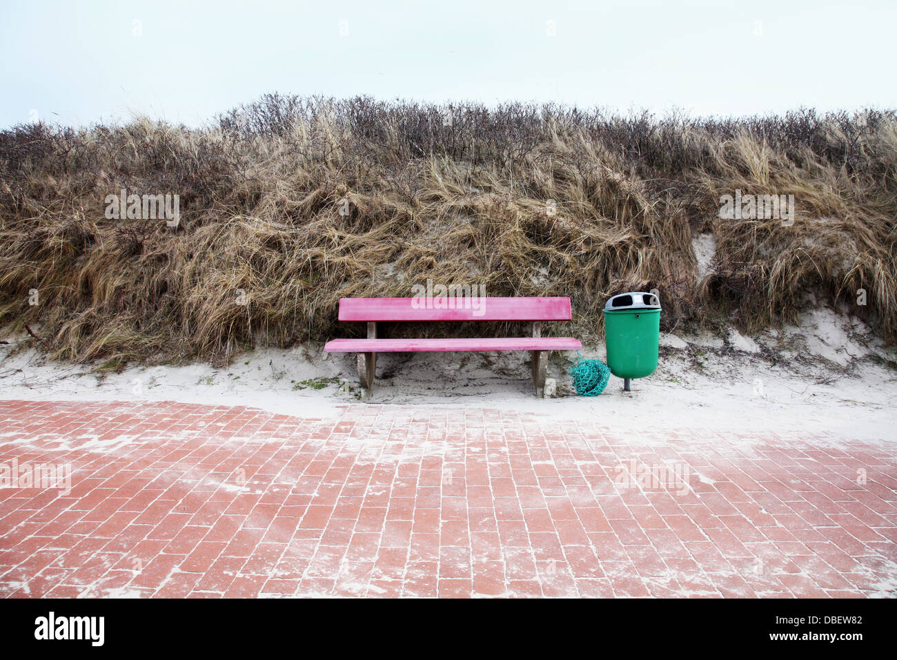 Pink bins hi-res stock photography and images - Alamy
