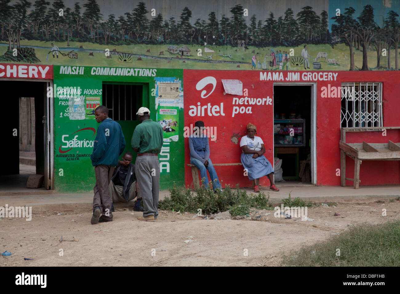 Kenya internet cafe hi-res stock photography and images - Alamy