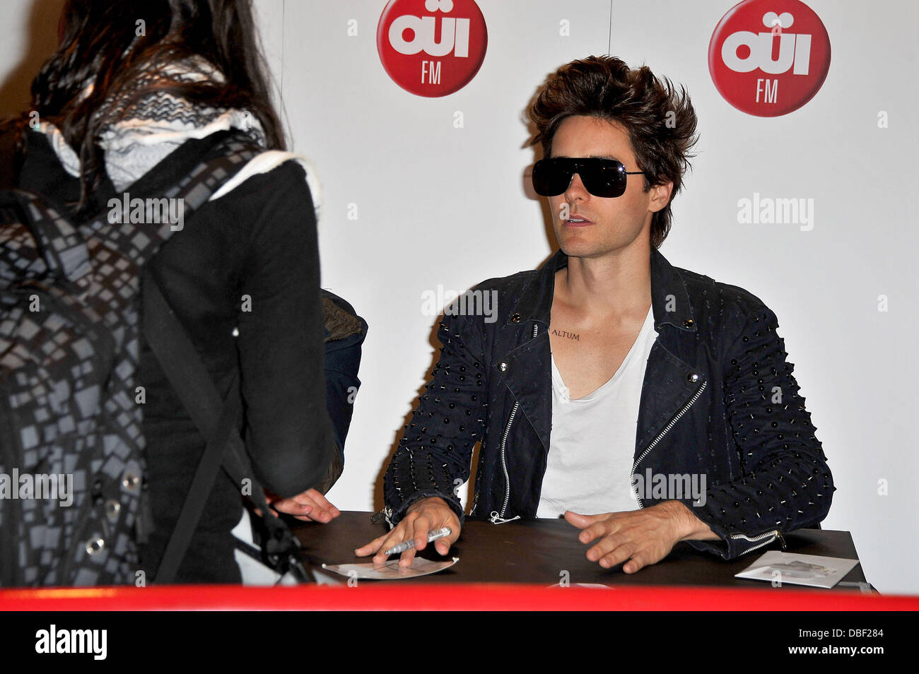 Singer Jared Leto at the 30 Seconds To Mars 'This Is War' CD signing at ...
