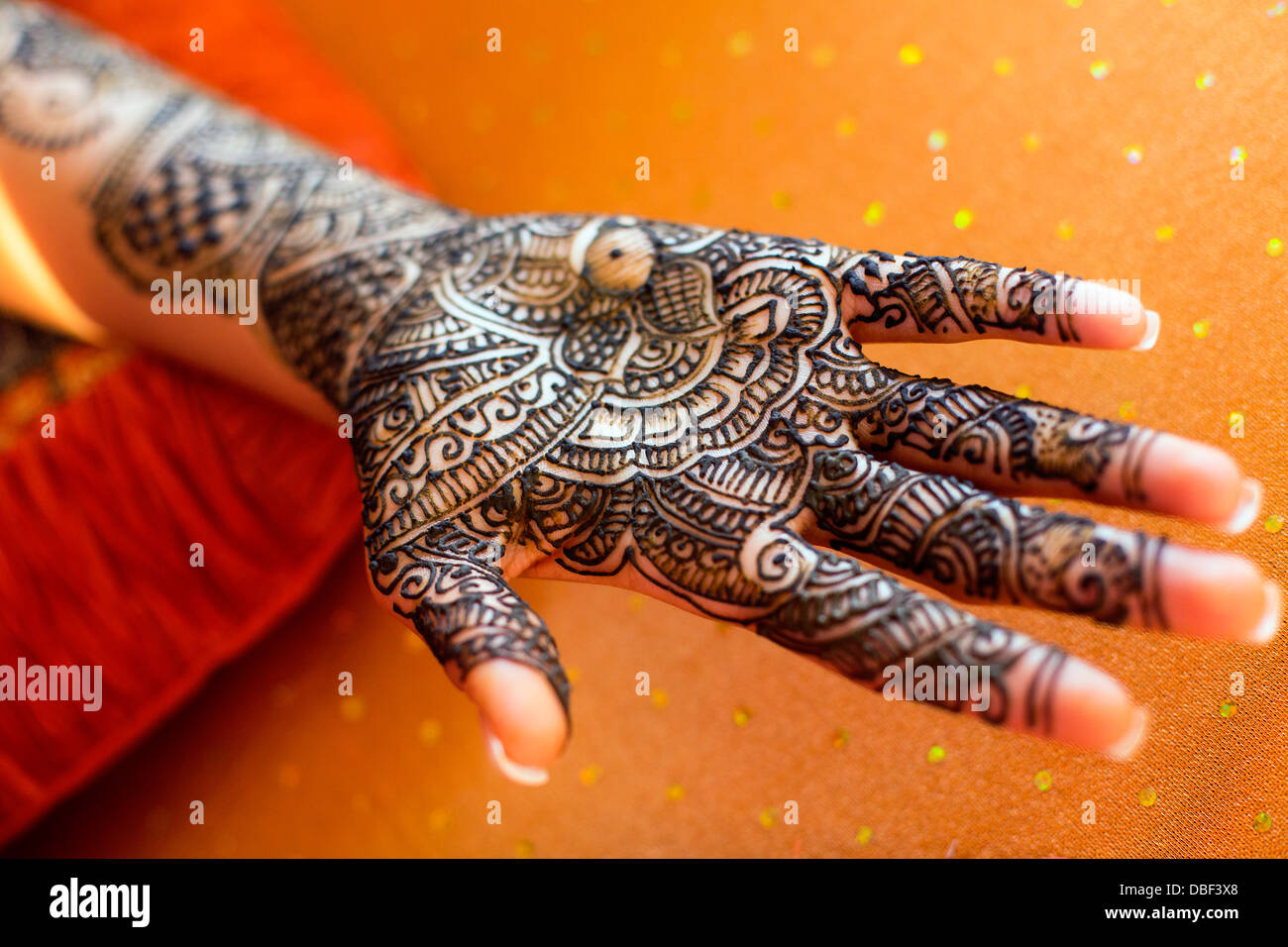 Close up of hand with intricate henna design Stock Photo - Alamy
