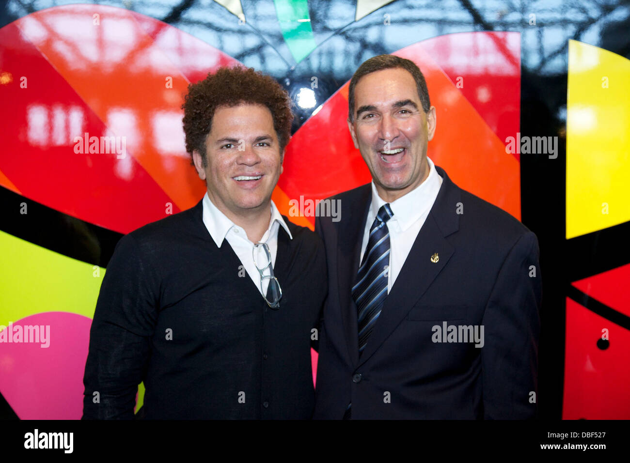 Brazilian artist romero britto hi-res stock photography and images - Alamy