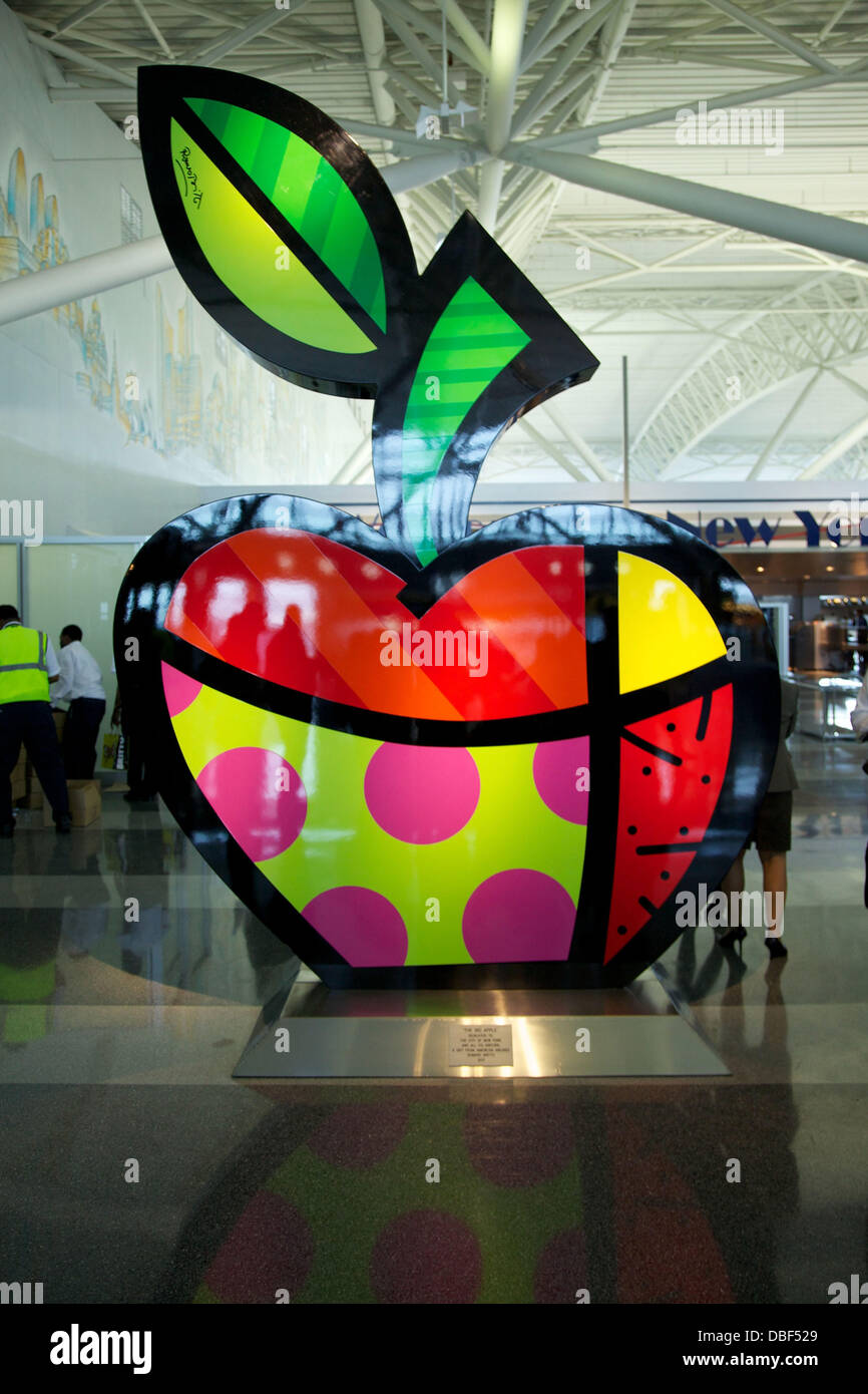 Atmosphere Brazilian Artist Romero Britto signs copies of his book ...