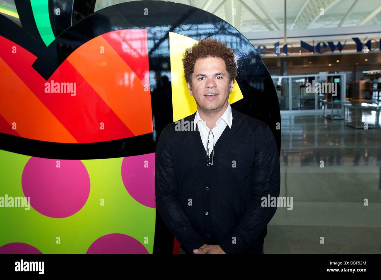 Atmosphere Brazilian Artist Romero Britto signs copies of his book ...