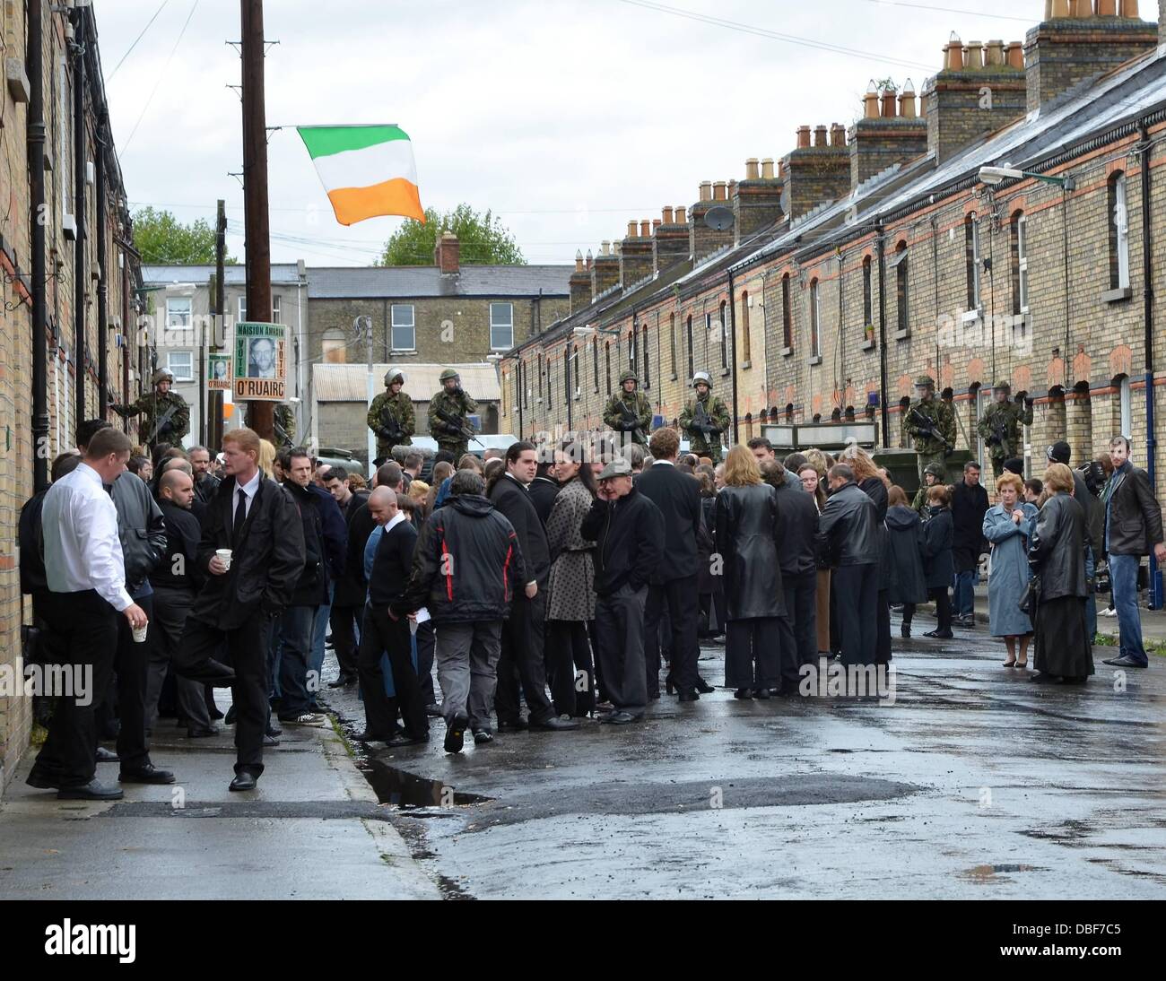 Atmosphere The cast of new Irish movie 'Shadow Dancer' (Aidan Gillen ...