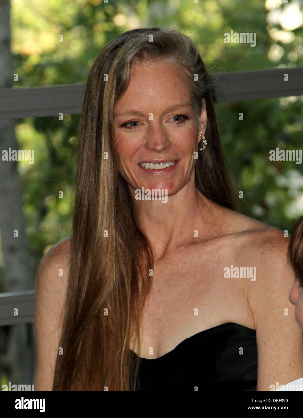 Suzy Amis Cameron Covenant House 2011 Gala and Awards Dinner held at ...
