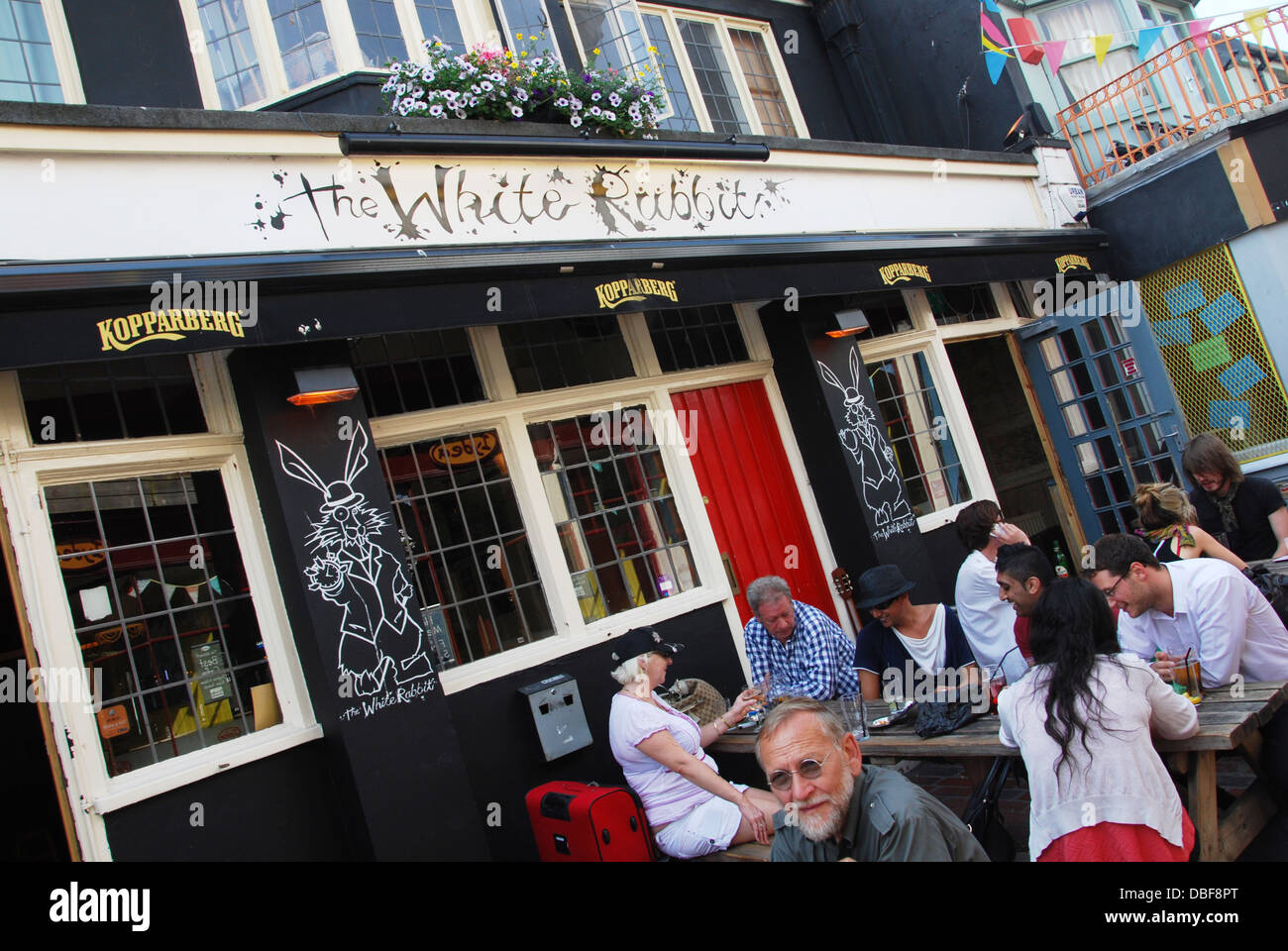 White rabbit pub brighton hi-res stock photography and images - Alamy