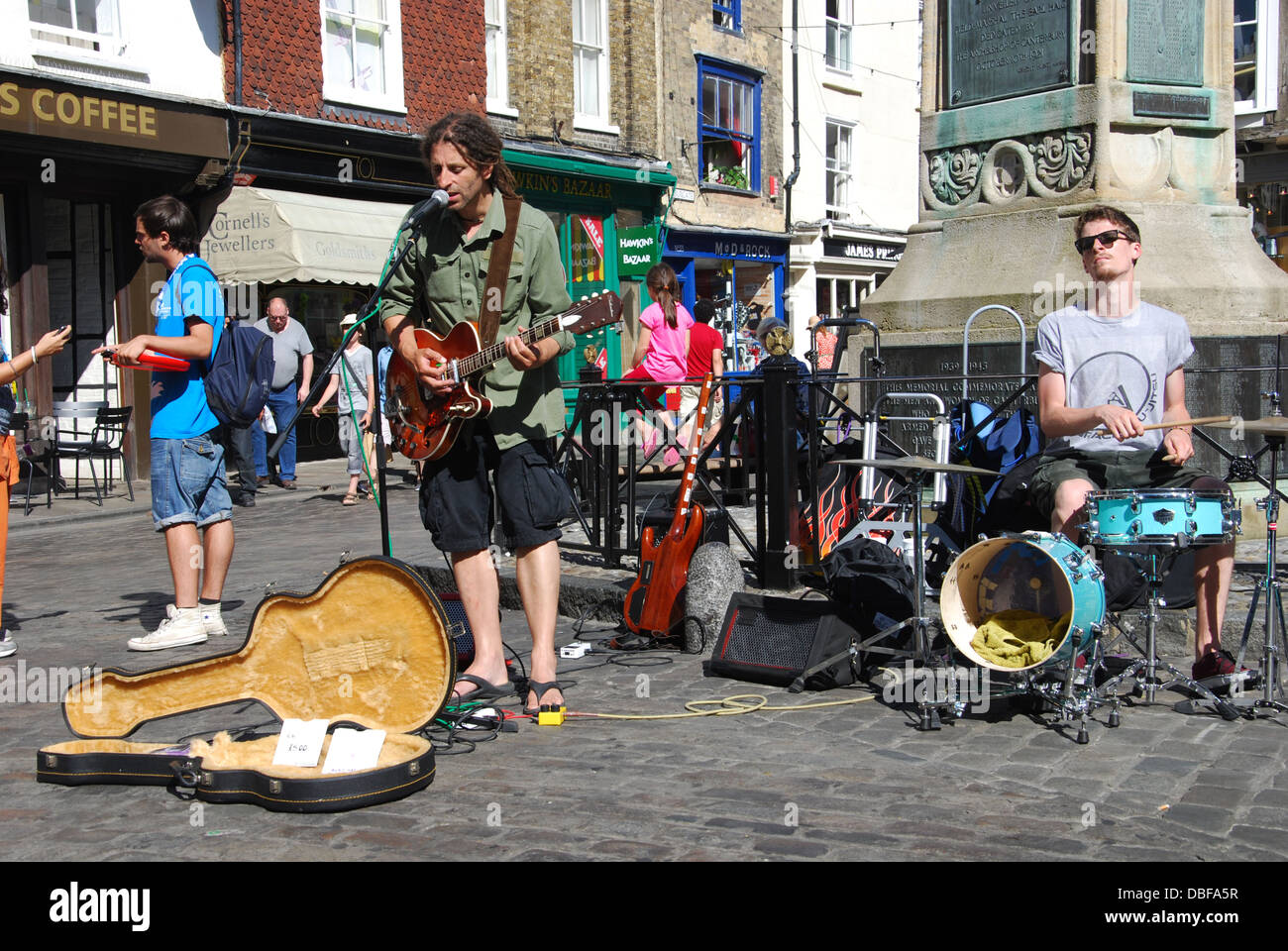 Destination drum music kingdom hi-res stock photography and images - Alamy
