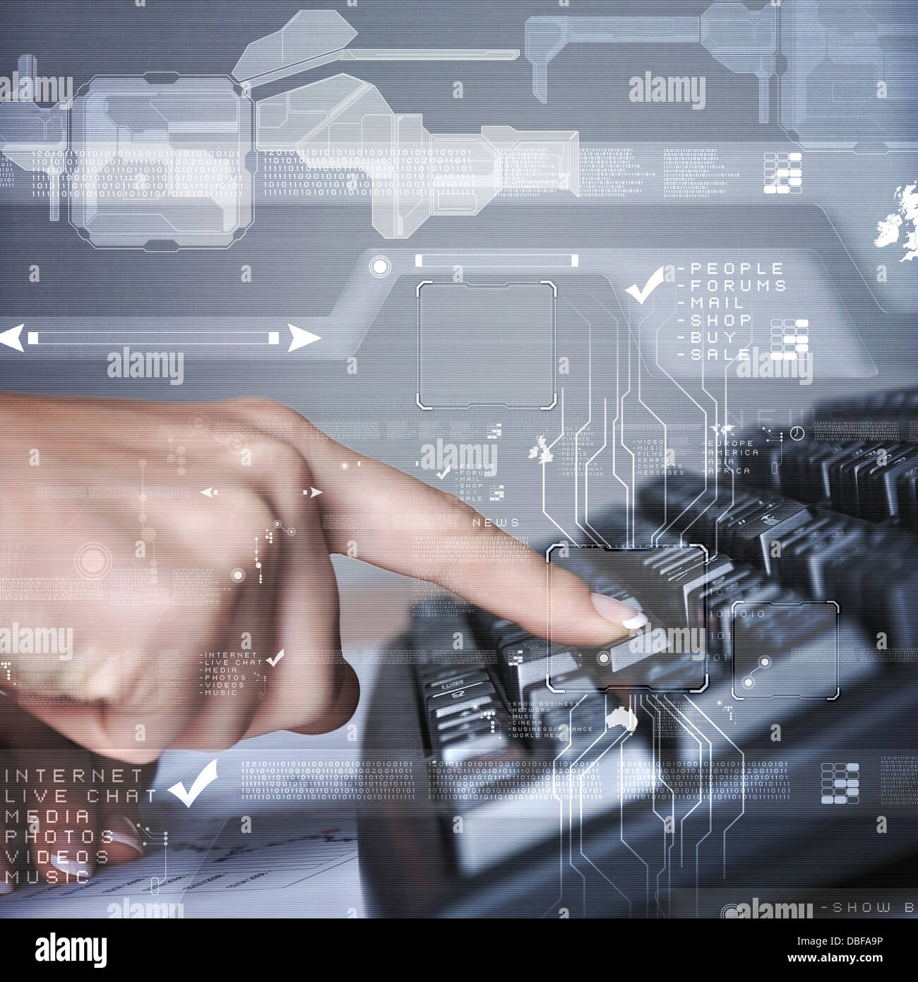 Computer keyboard and social media images Stock Photo - Alamy