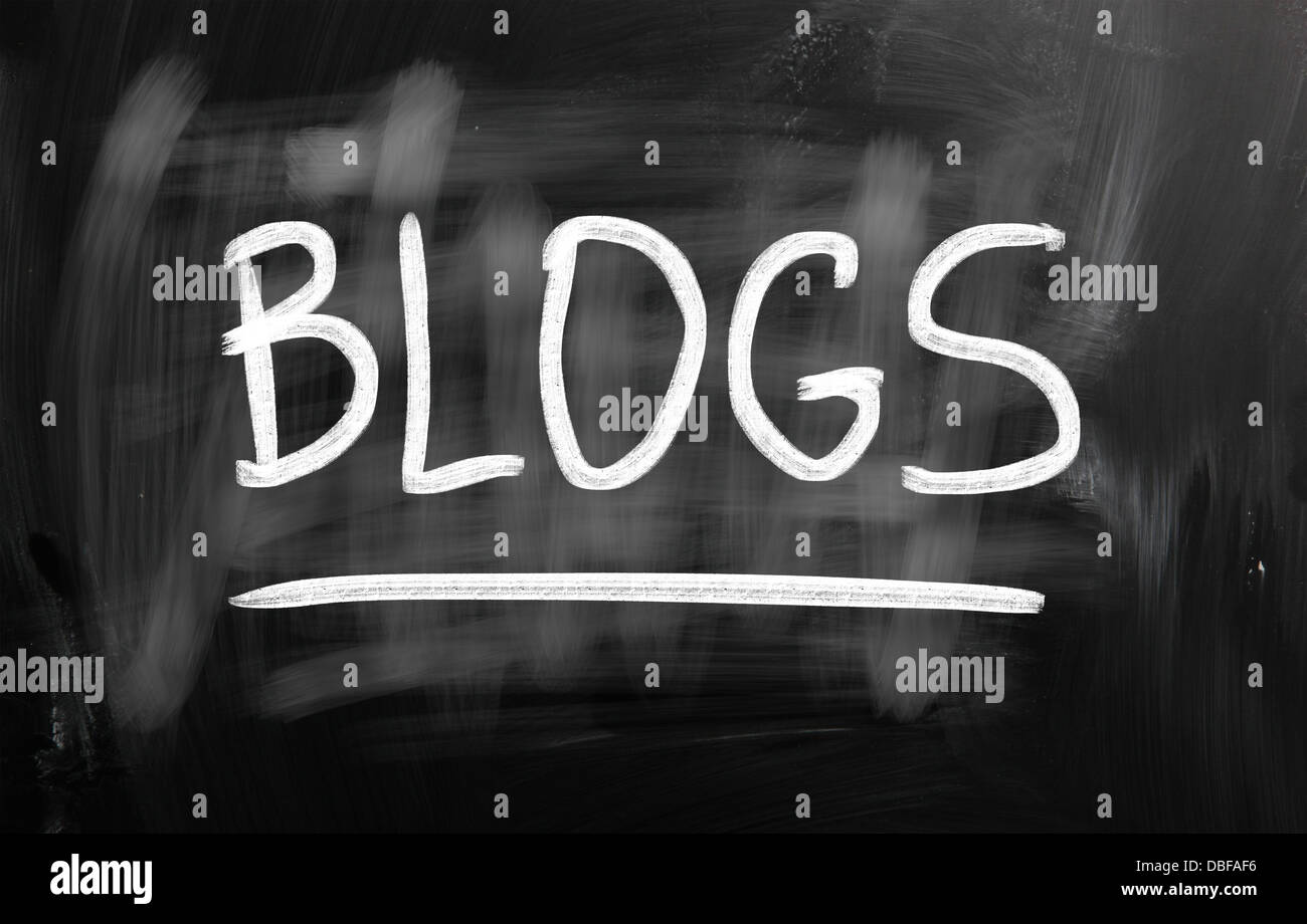 Blog word handwritten on the black chalkboard Stock Photo - Alamy