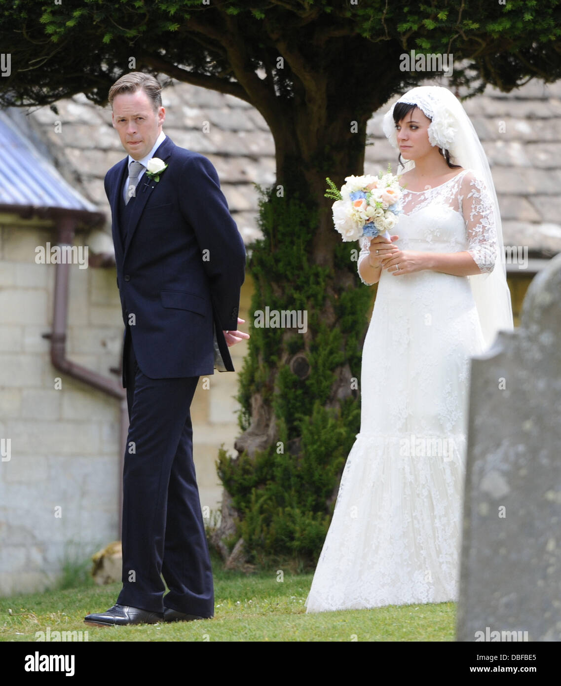 Sam Cooper and Lily Allen emerge as husband and wife The wedding of ...