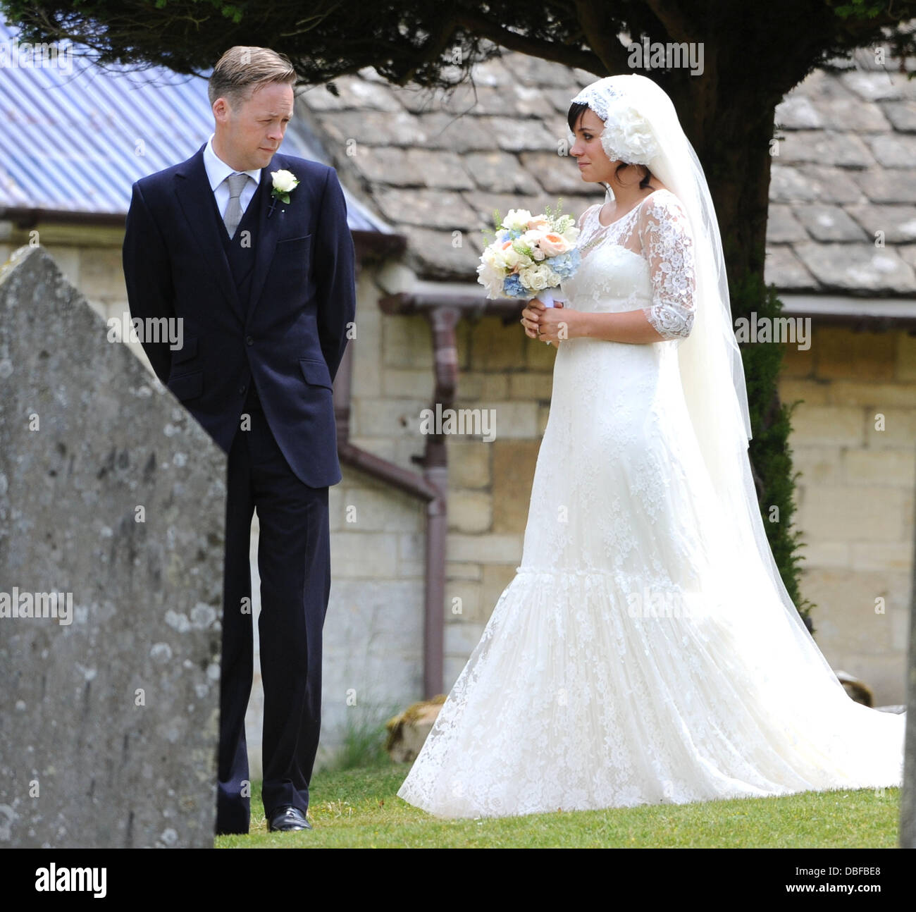 Sam Cooper and Lily Allen emerge as husband and wife The wedding of ...