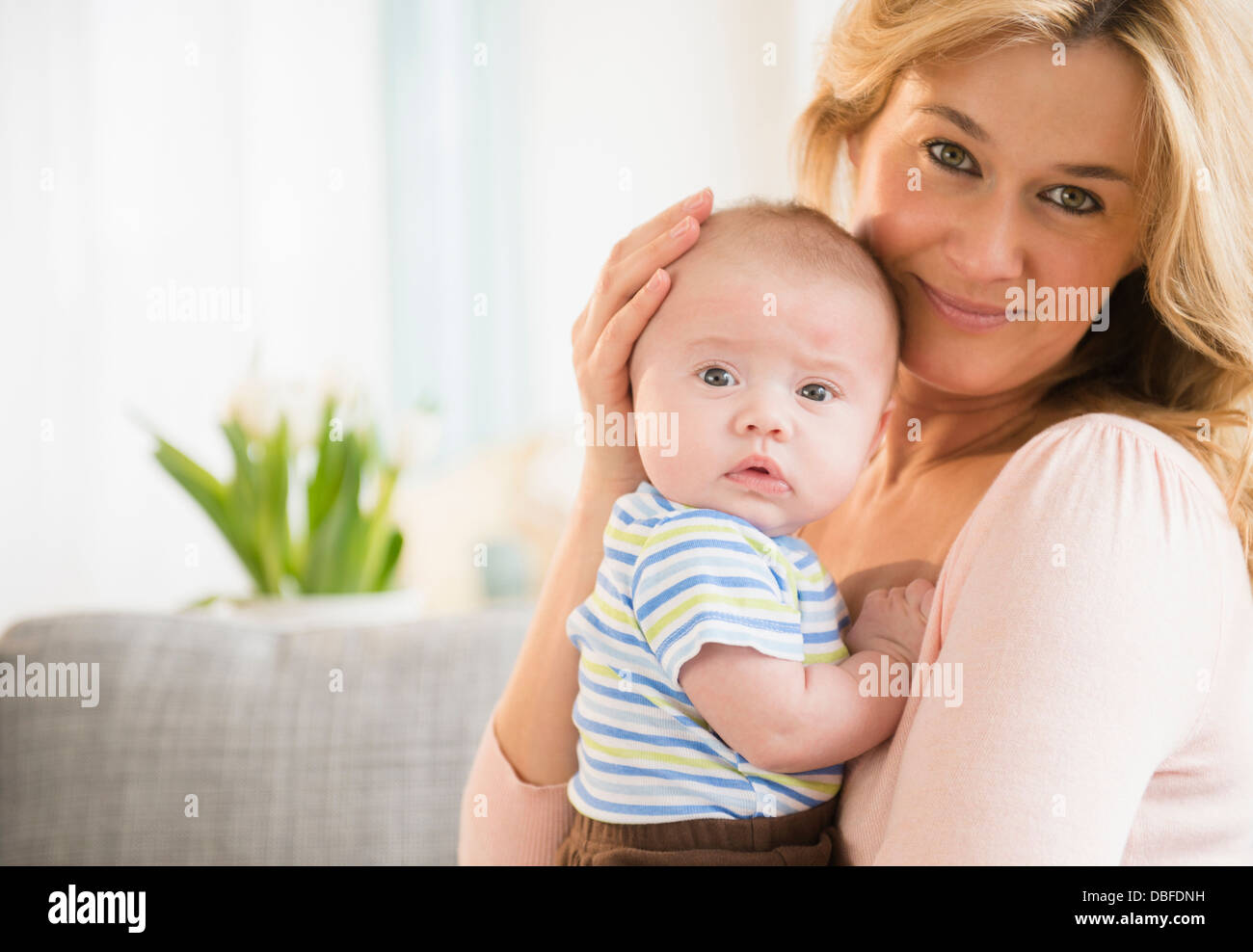 Of mother smiling hi-res stock photography and images - Alamy