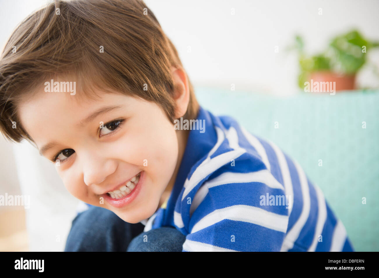 Hispanic boy smiling Stock Photo - Alamy