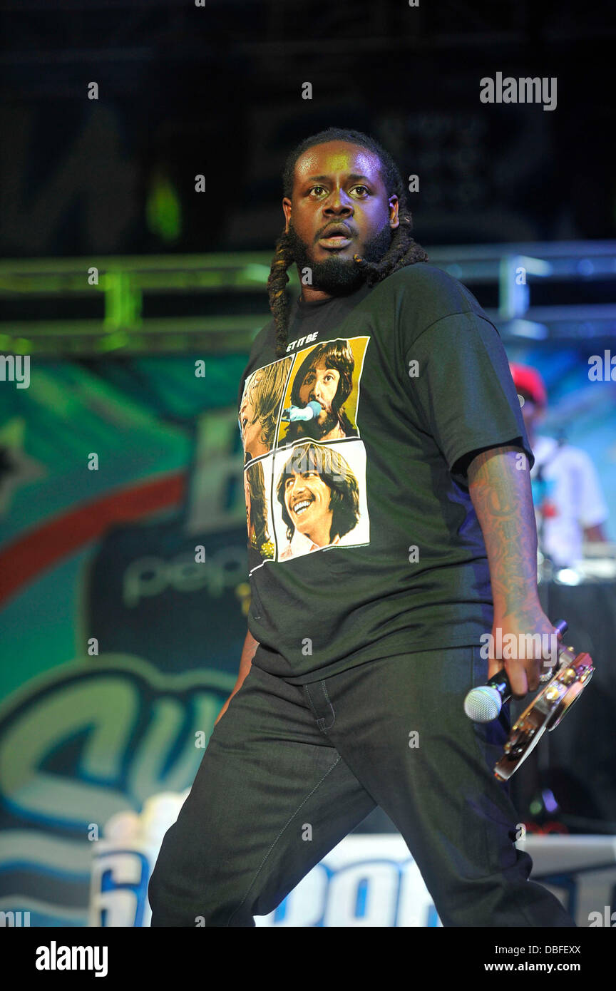 T pain hi-res stock photography and images - Alamy