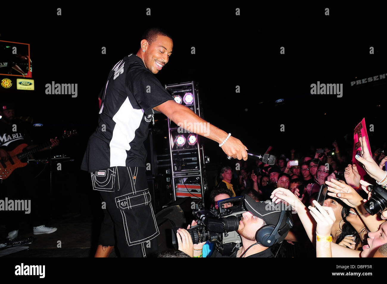 Ludacris, real name Christopher Bridges performs at the Florida Marlins ...