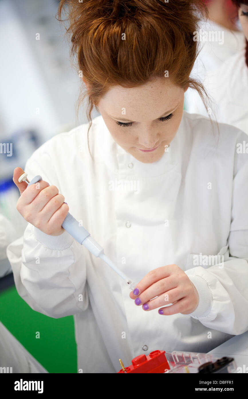 student in laboratory Stock Photo - Alamy