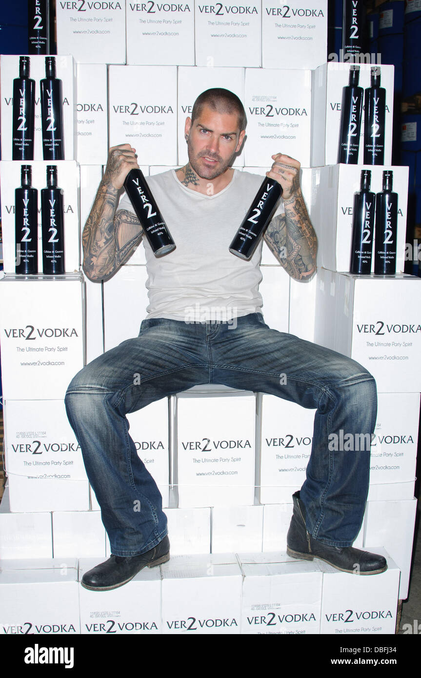Shane Lynch launches new premium vodka drink, VER2 VODKA at Haymans ...