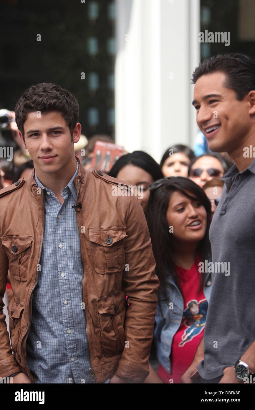 Nick Jonas and Mario Lopez at The Grove to appear on the entertainment ...