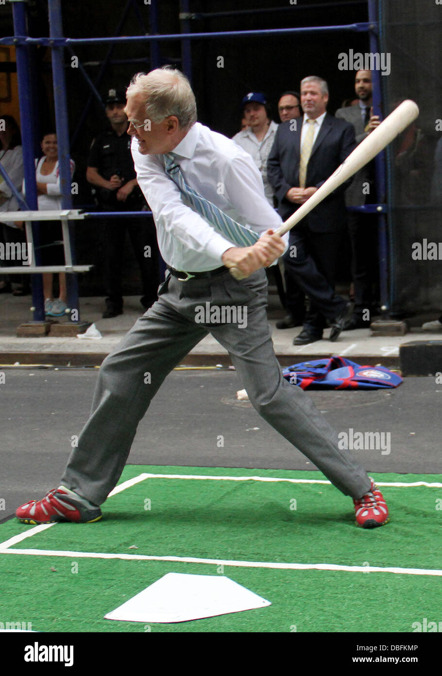 David Letterman Celebrities outside The Ed Sullivan Theater for 'The ...