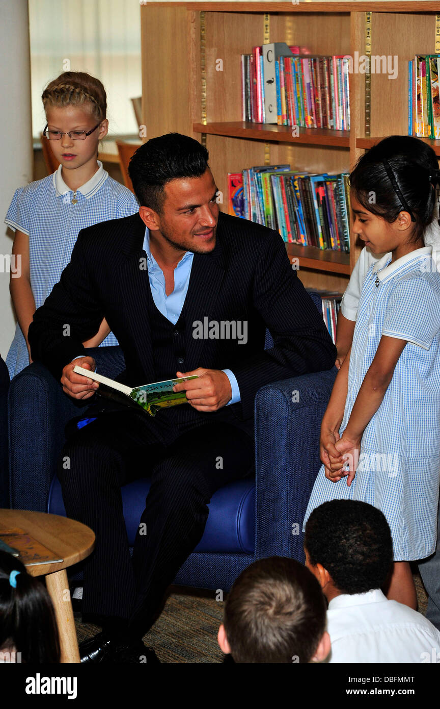 Peter Andre launches a new literacy project organised by the National ...