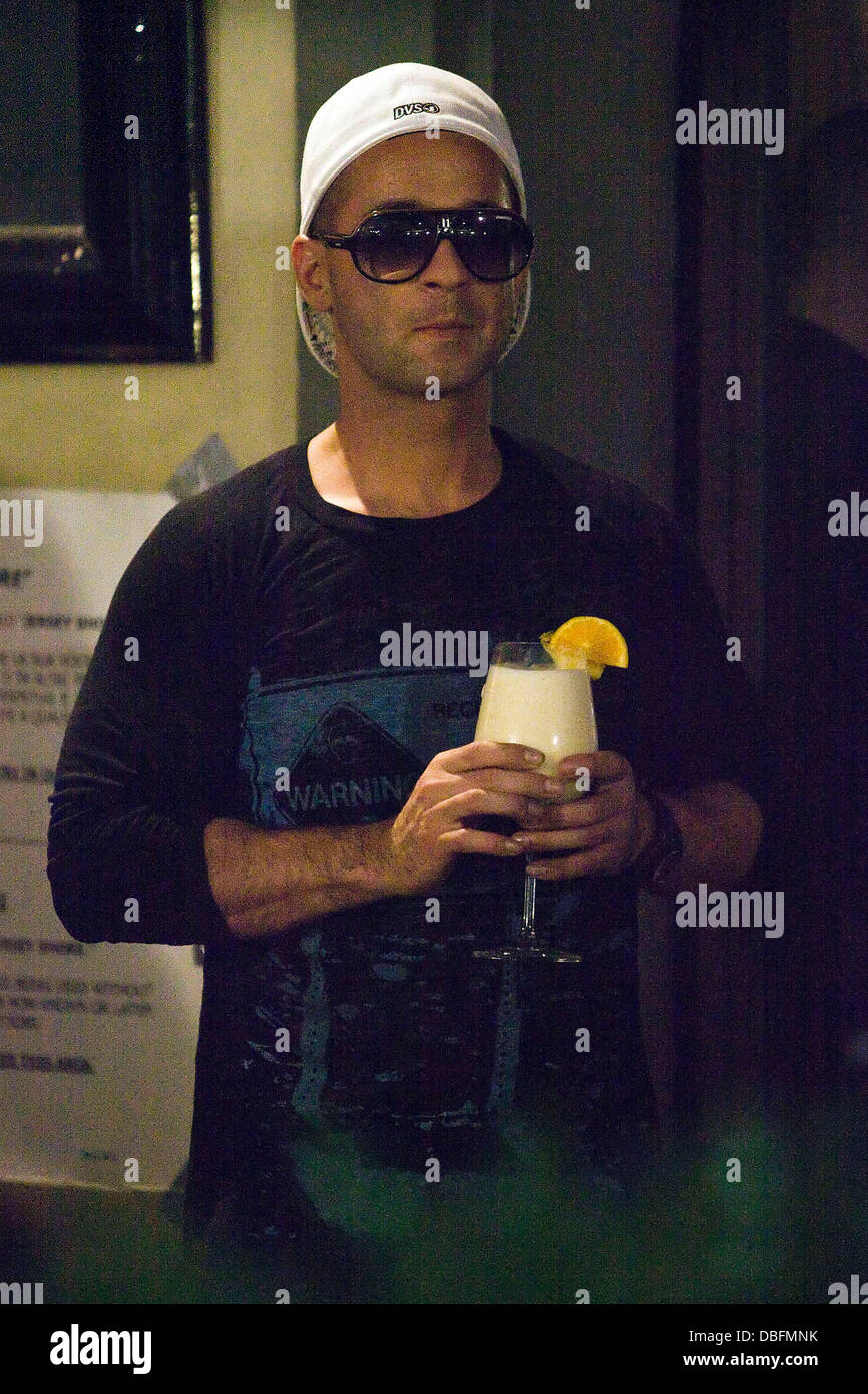 Nicole polizzi and mike sorrentino hi-res stock photography and images ...