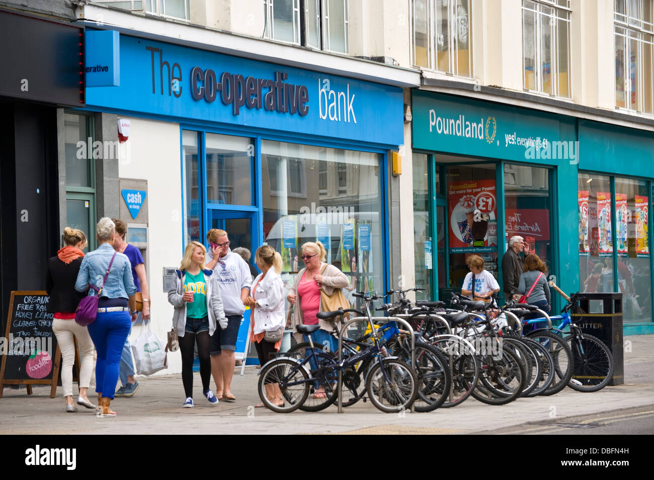 Brighton poundland hi-res stock photography and images - Alamy