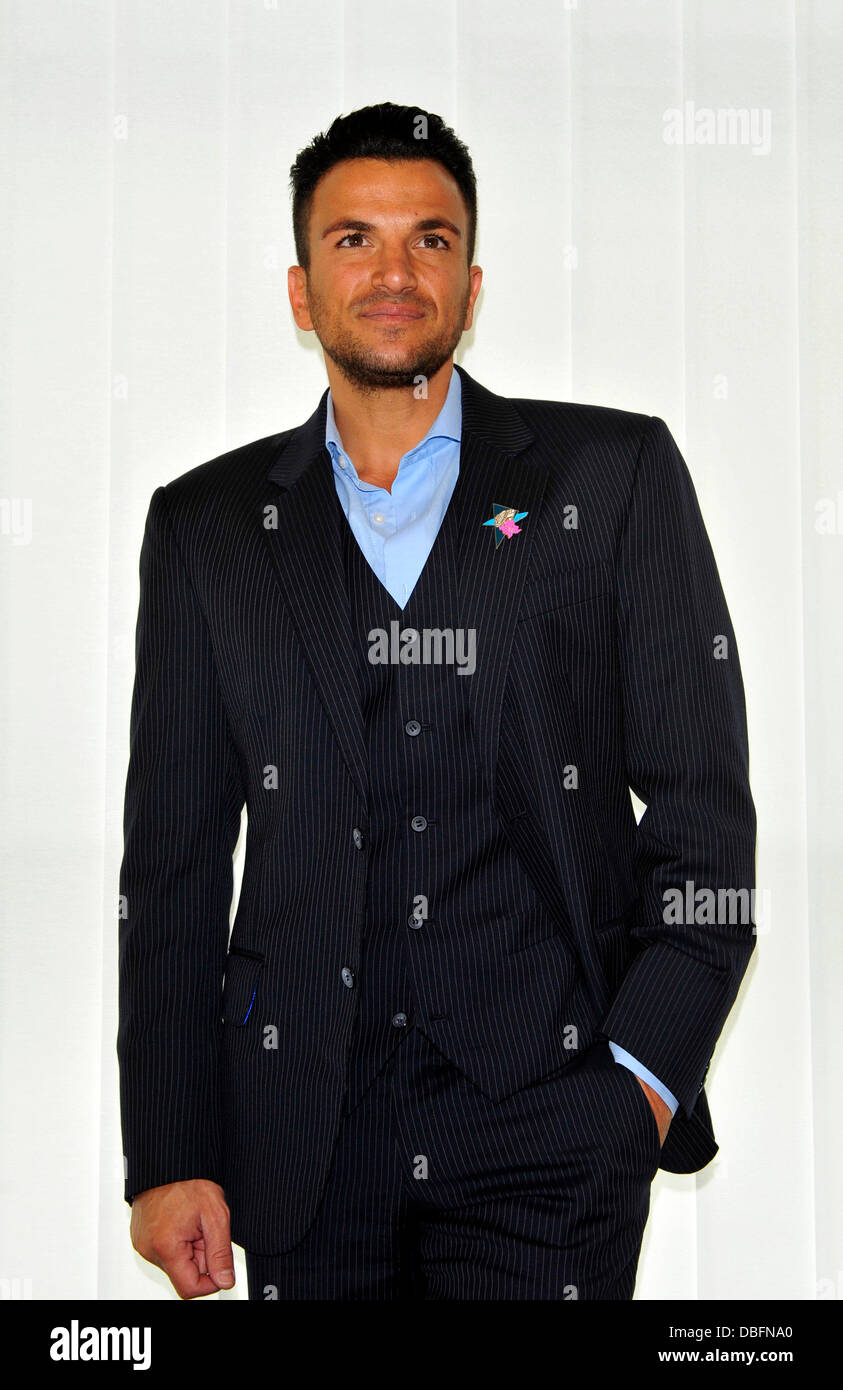 Peter Andre Boris Johnson and Peter Andre launch a new literacy project ...