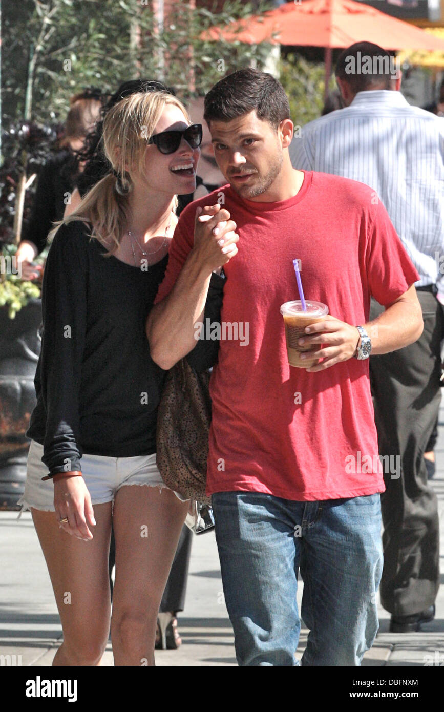 Jerry ferrara and his girlfriend hi-res stock photography and images ...