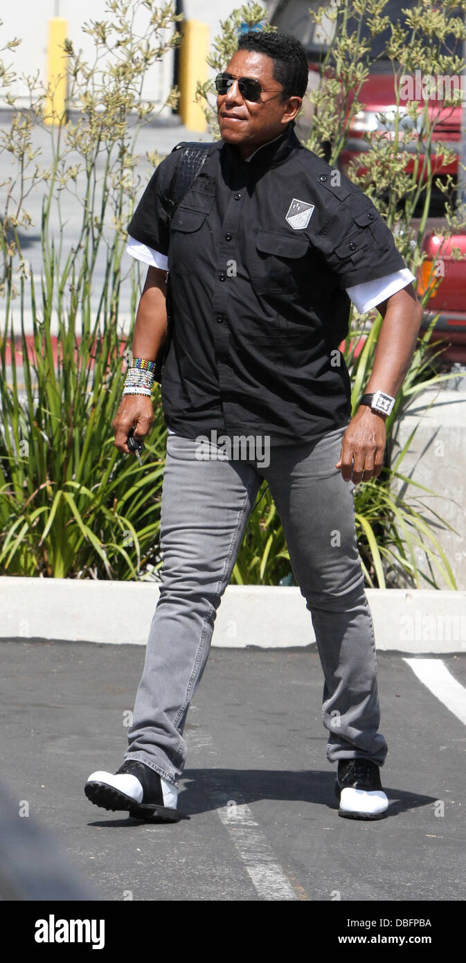 Jermaine Jackson arriving at a studio in Burbank Los Angeles ...