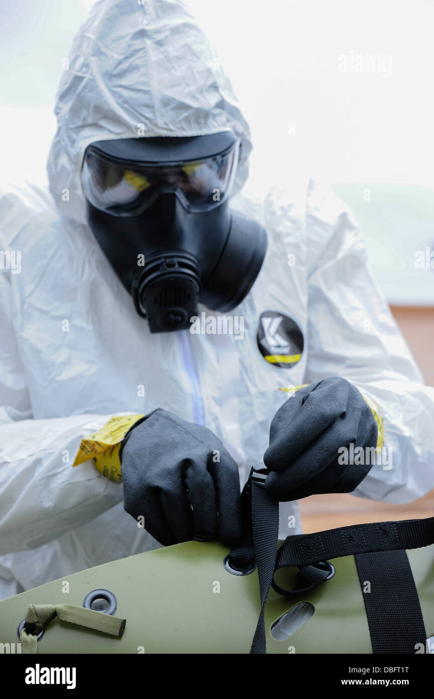 A U.S. National Guardsman from the Nevada National Guard, 92nd Civil ...