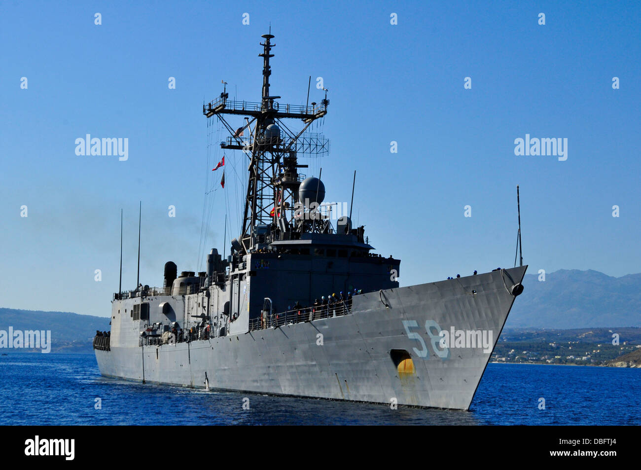 guided missile frigate USS Samuel B. Roberts (FFG 58) arrives for a ...