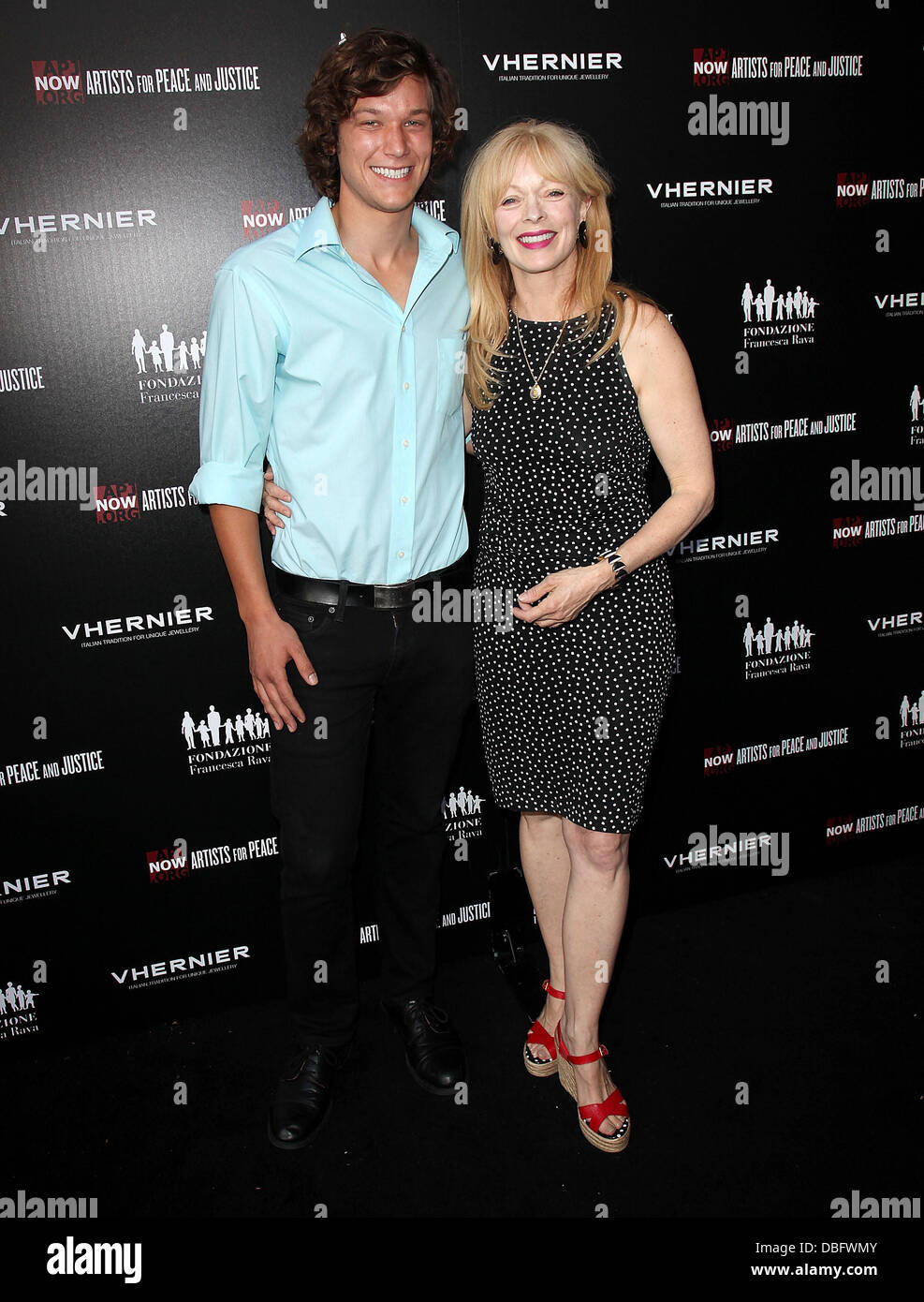Josiah Lipscomb and Frances Fisher VHERNIER and Artists for Peace ...