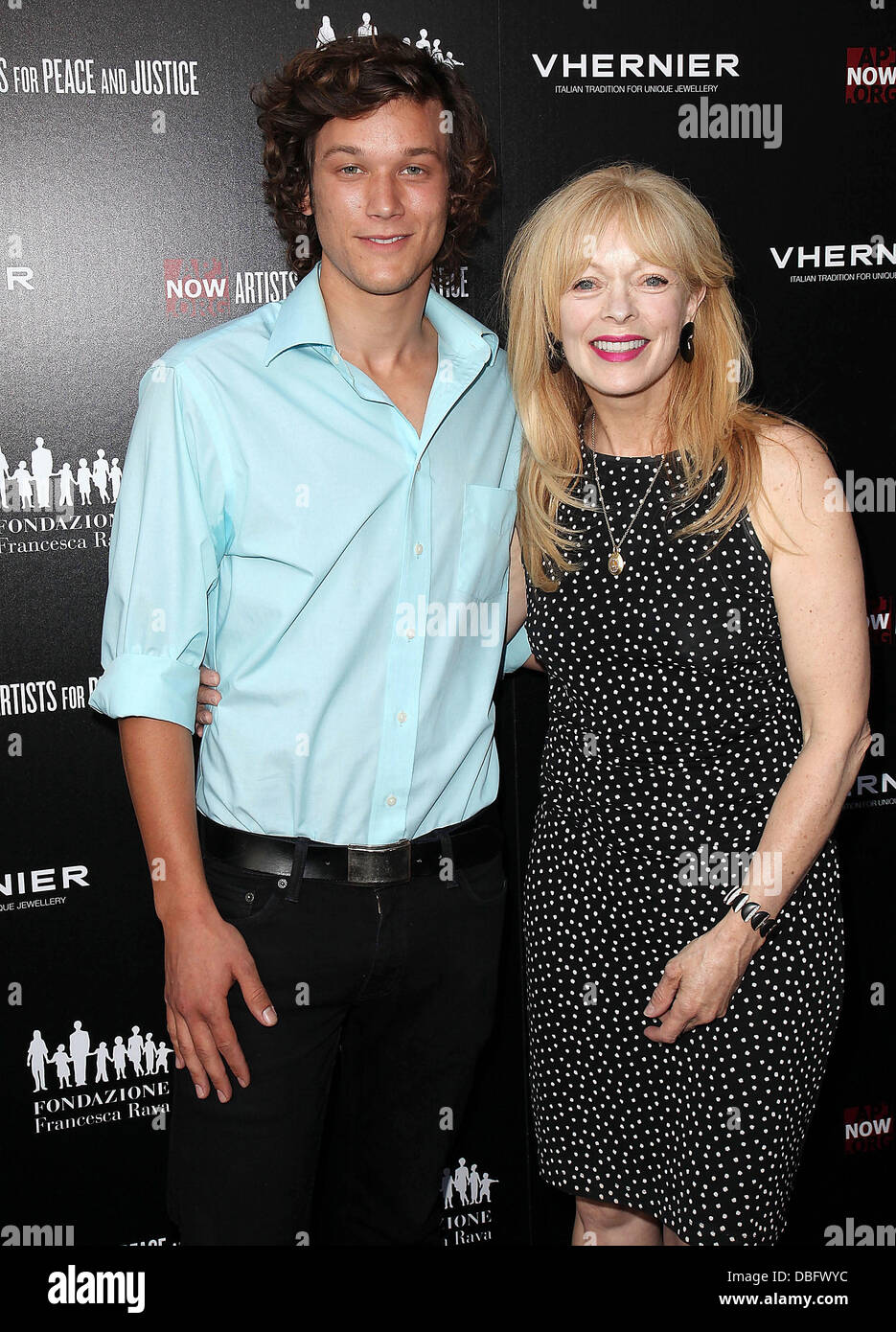 Josiah Lipscomb and Frances Fisher VHERNIER and Artists for Peace ...