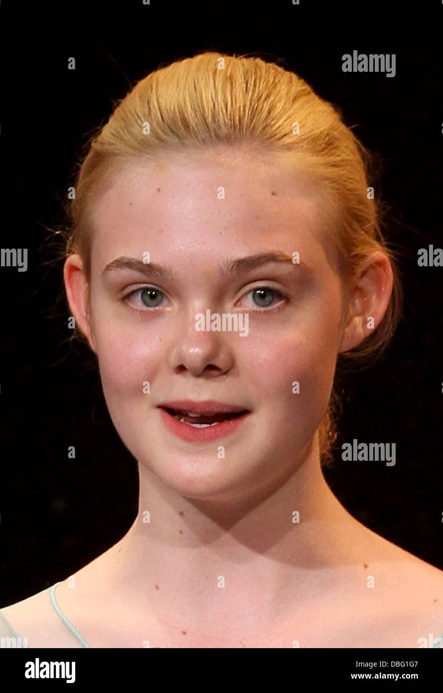 Elle Fanning The 2011 Women In Film Crystal + Lucy Awards at the ...